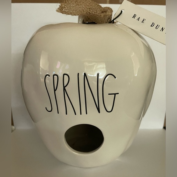 Rae Dunn | Accents | Rae Dunn Spring Apple Birdhouse | Poshmark